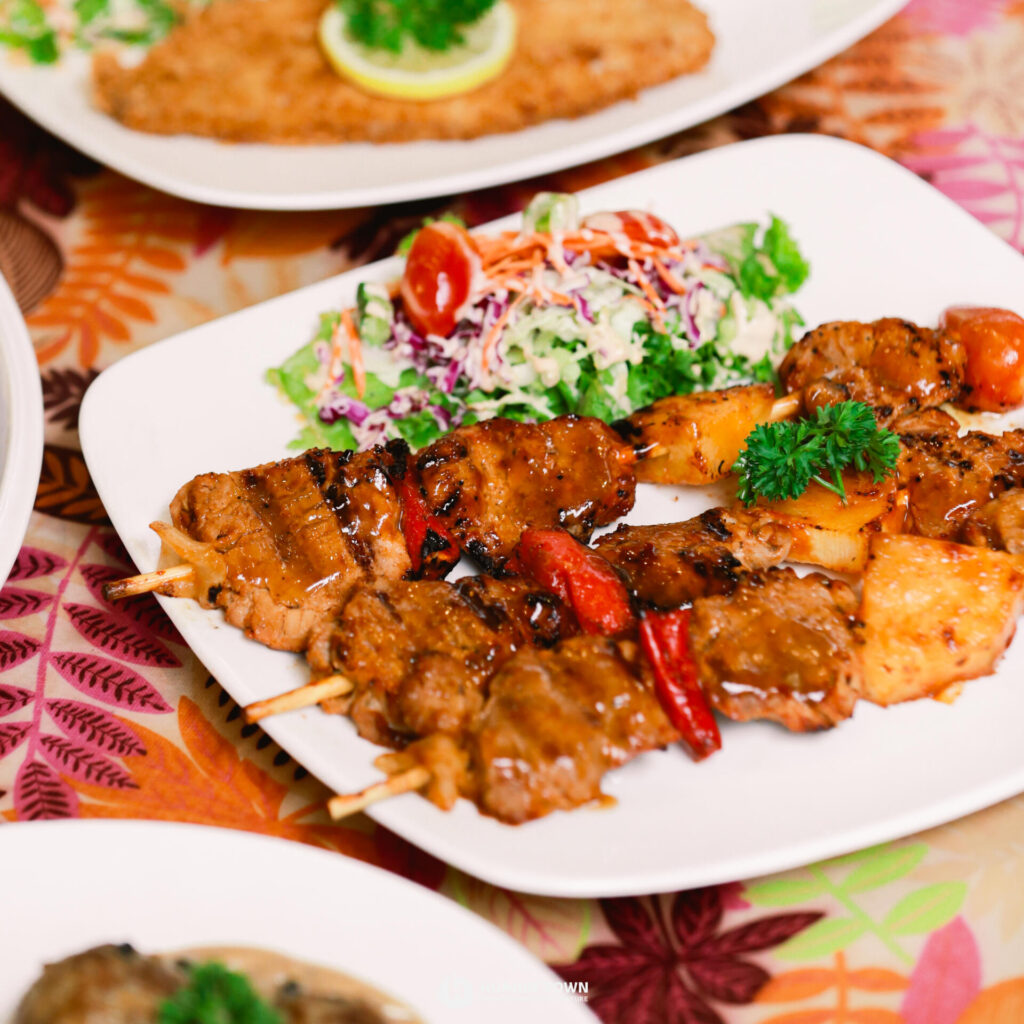 ร้านอาหารสไตล์แกนดิเนเวีย "Happy Pig Restaurant" รังสรรค์แต่ละเมนูโดย ...